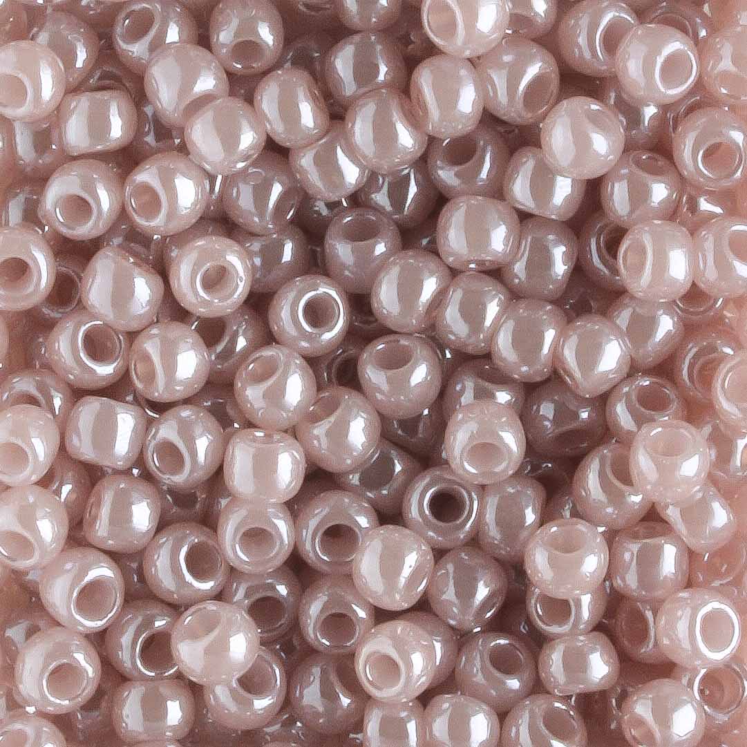 8/0 Ceylon Grape Mist - 10 grams – Jennifer Wiles Studio